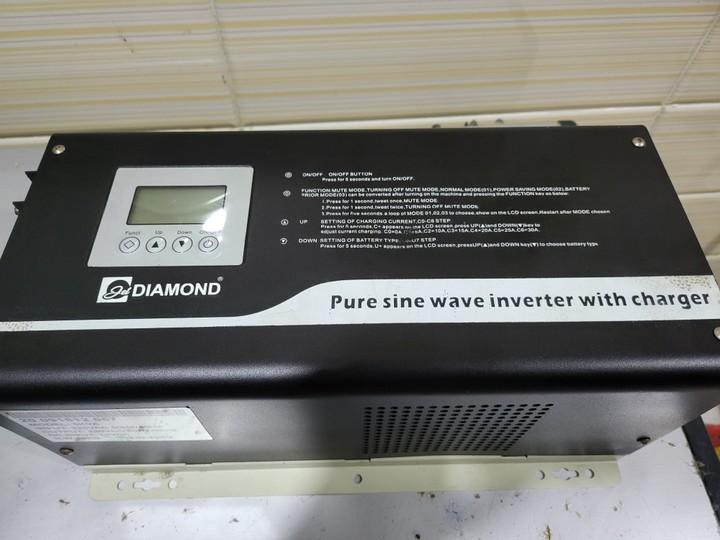 2.5kva 24v Diamond Inverter - Gracesolarenergy